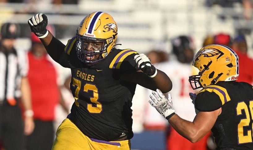 College commitment: Standout Avon defender Jeremiah Kelly to play for Cincinnati ... as an ...