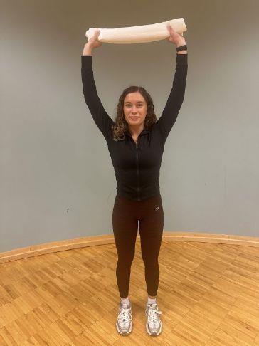 towel stretch exercise