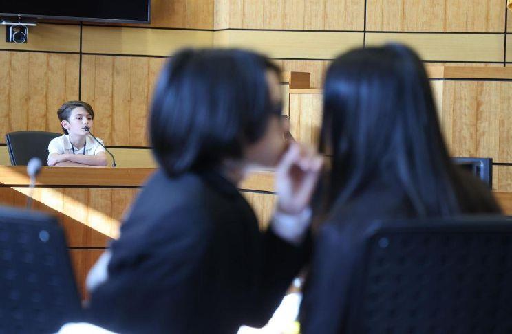 Lorain County middle school students get legal education at mock trial ...