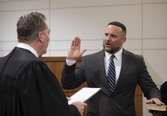 J.D. Tomlinson 'excited' to start, names leadership team at Lorain ...