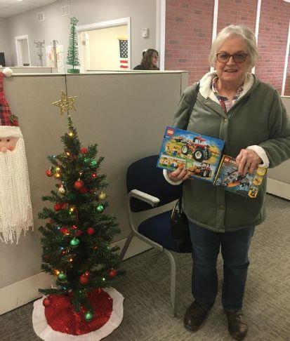 Not-Forgotten Box toy and food drive continues | Medina Gazette