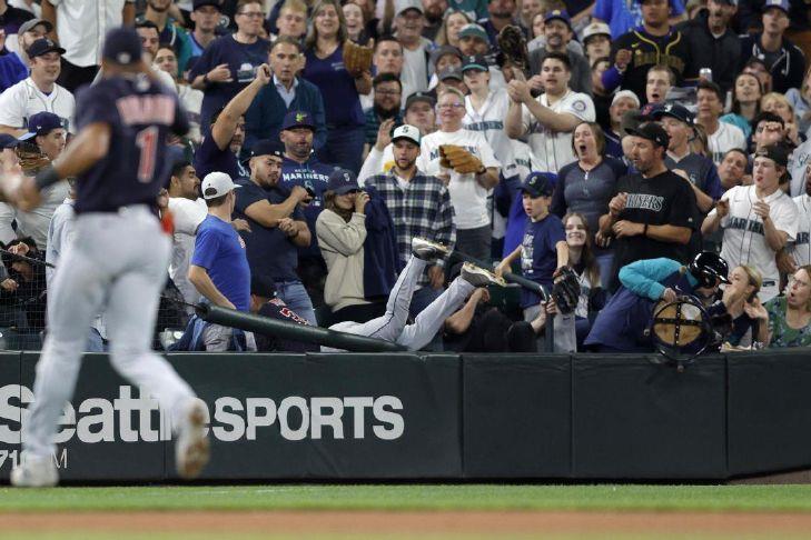 Jim Ingraham: Here's the catch ... Steven Kwan and the Guardians ...