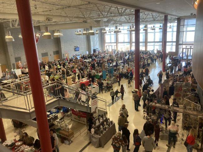 Carousel of Crafts returns to Wadsworth for 48th show | Medina Gazette