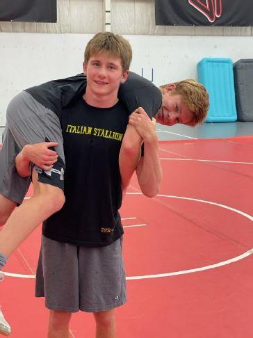 2022 Wrestling preview: Avon Lake's Valerino learns from highlights ...