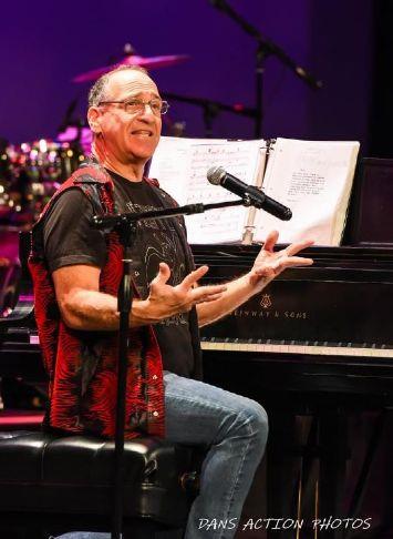 LCCC favorite Neil Berg returns with 'The 60's – Peace, Love and Rock N ...