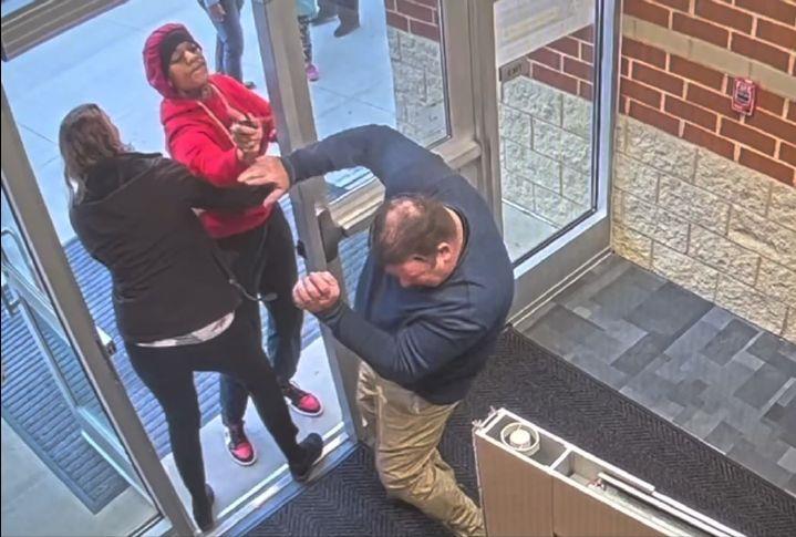 Report: Hamilton principal pepper-sprayed by parent (VIDEO) | Chronicle ...