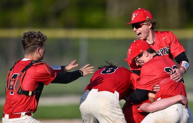 H.S. Baseball: Big inning delivers huge win, share of LCL title for ...