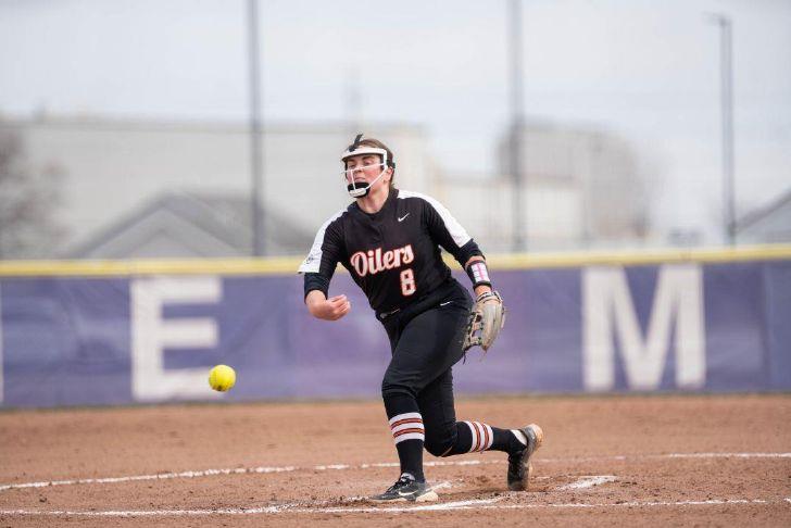 College notes: Locals giving Findlay softball something to look forward ...
