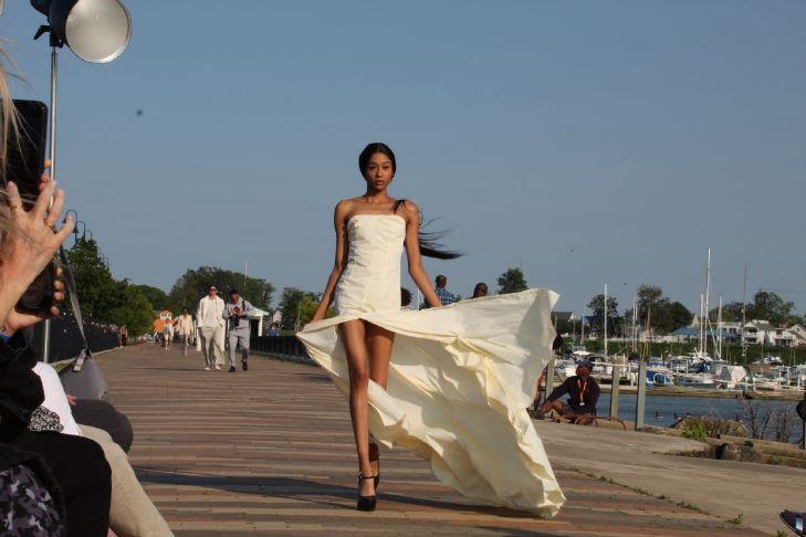 Jevon Terance holds 'Desert Nights' fashion show on Lorain pier ...