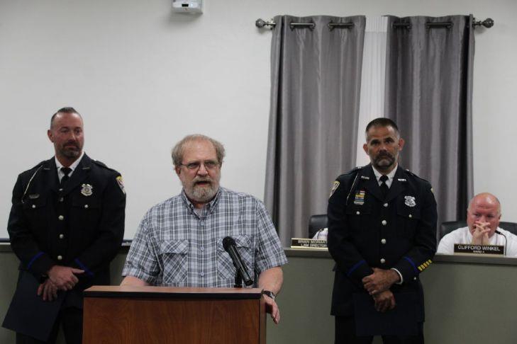 Survivors of North Ridgeville stabbing thank, recognize police officers ...