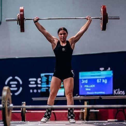 Medina's Ella Nicholson to compete in national weightlifting ...
