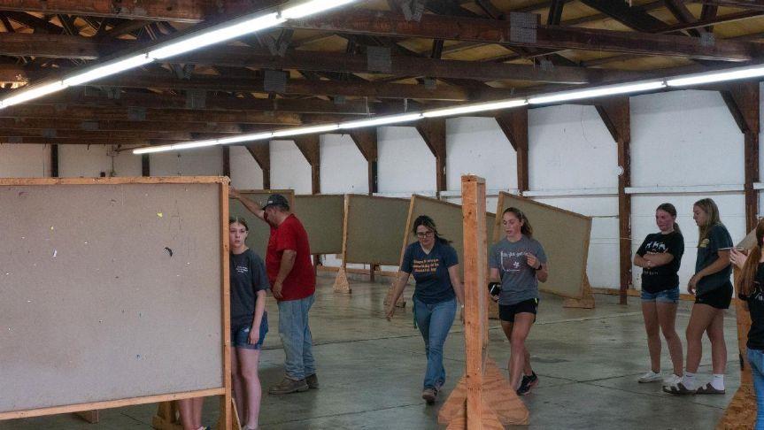 Jr. Fair Board hosts Stock the Trailer | Medina Gazette