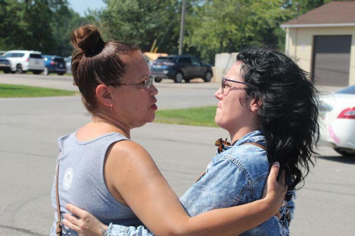 Back-to-School bash honoring Shayne Edwards serves hundreds of Elyria ...