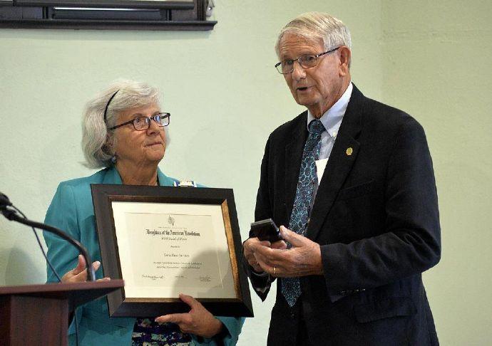 The late Jane Norton receives national DAR Medal of Honor at Lorain ...
