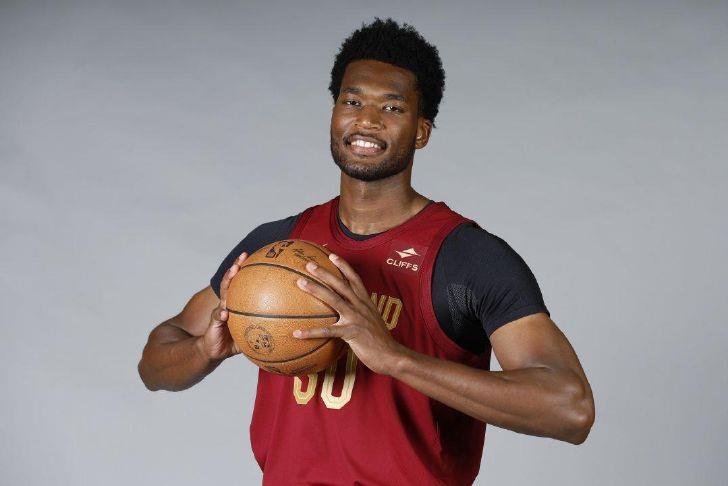 Cavs consider Damian Jones as back-up center | Chronicle Telegram