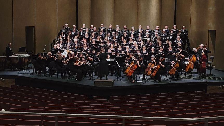 LCCC's annual Holiday Choral Concert returns Dec. 2 at Stocker Center ...