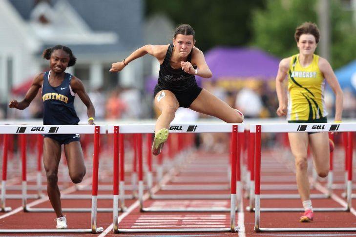 Girls regional track: Medina's Lauren Dawson, Cloverleaf's Riley Evans ...