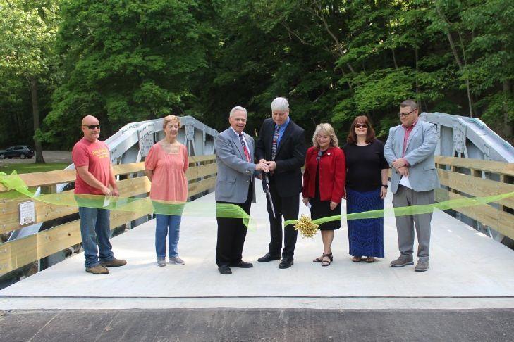 Lodi Community Park reopens to public with bridge dedication | Medina ...
