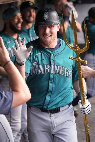 Luke Raley homers as Mariners take series opener from Guardians ...