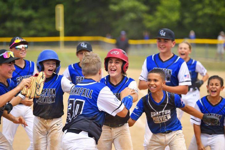 Hot Stove baseball: Reserve Amiseal Medina gets big hit that gets ...