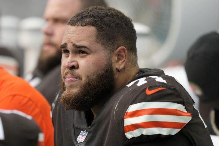 Jedrick Wills Jr. will practice today for the first time since knee ...