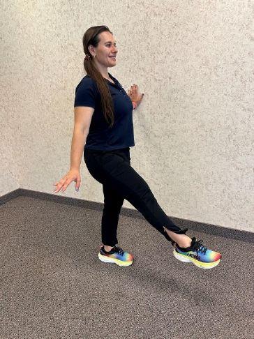 Work it!: Standing front leg lift | Chronicle Telegram This week ...