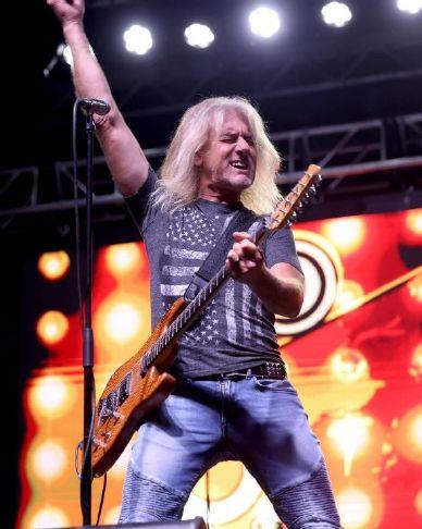 Lorain County's own Billy Morris set to appear at Tribute Night ...