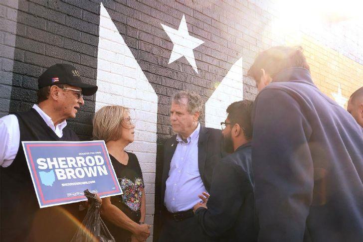 Sherrod Brown visits Lorain, vows support for Puerto Rican community ...