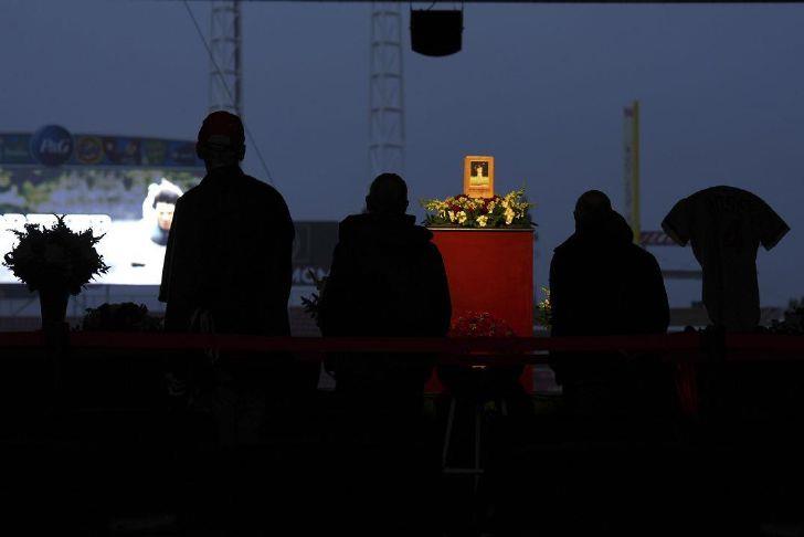 Thousands show up to honor Pete Rose | Chronicle Telegram