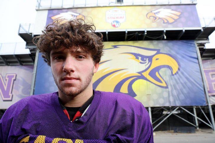High school football: Wide receiver Matt Maxey leads Avon into regional ...