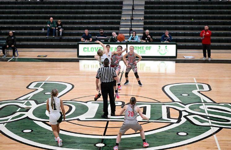 Girls basketball: New gym, old iron as Cloverleaf beats Springfield ...