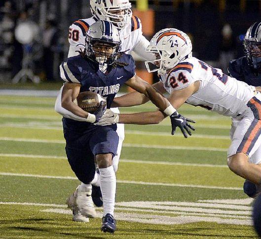 High school football: Lorain's Jairo Williams takes advantage of ...