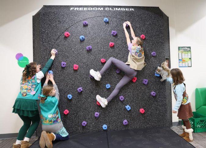 Jane Norton Girl Scout DreamLab, first in Ohio, opens in Sheffield ...