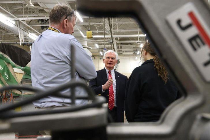 Rep. Bob Latta visits Lorain County JVS | Chronicle Telegram Alongside ...
