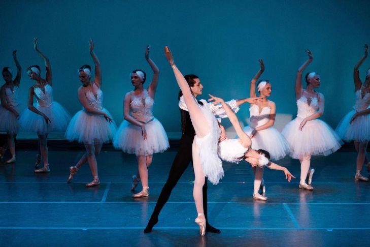 North Pointe Ballet stages 'Swan Lake' at Lorain Palace Theatre ...