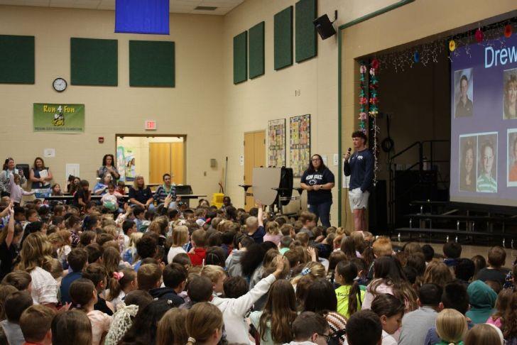 Medina native Drew Allar visits old elementary school | Medina Gazette