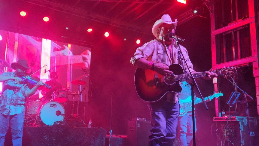 Country All Star Show with Aldean and Keith tribute singers to perform ...