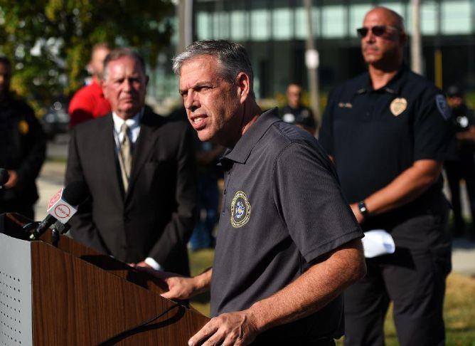 'Ambush' shooting injures 3 Lorain police officers; suspect dead ...