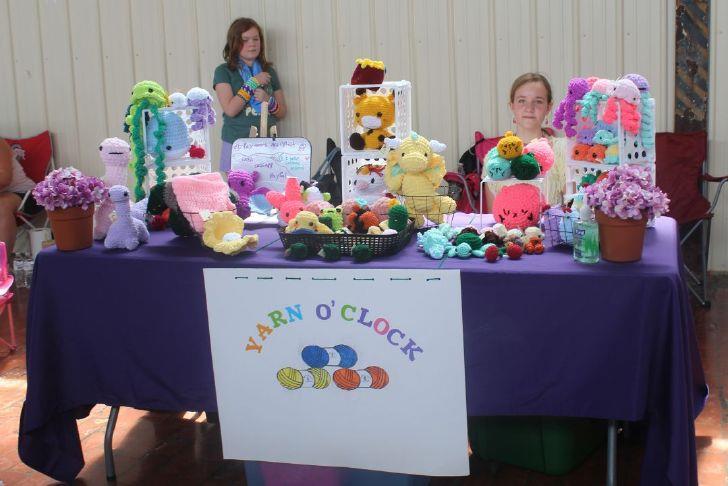 Kids sell handmade products at Mini Makers Market | Medina Gazette Kids ...