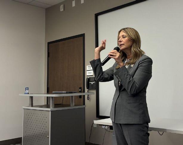 Dr. Amy Acton, Ohio Governor candidate, talks with Avon Democrats ...