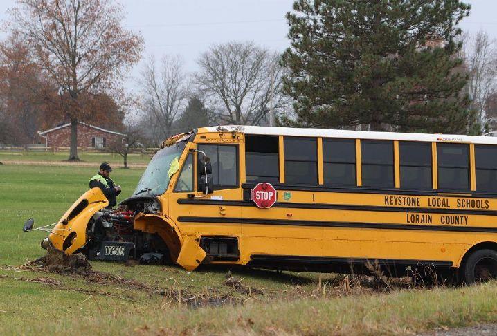 LaGrange man dies in crash involving Keystone school bus (VIDEO ...