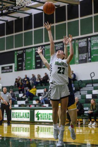 Girls basketball: Evelyn McKnight takes over, leads Copley over ...