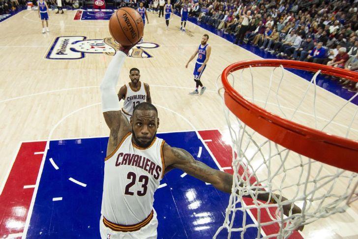 Jim Ingraham: Michael Jordan or LeBron James? It's a close call, but ...